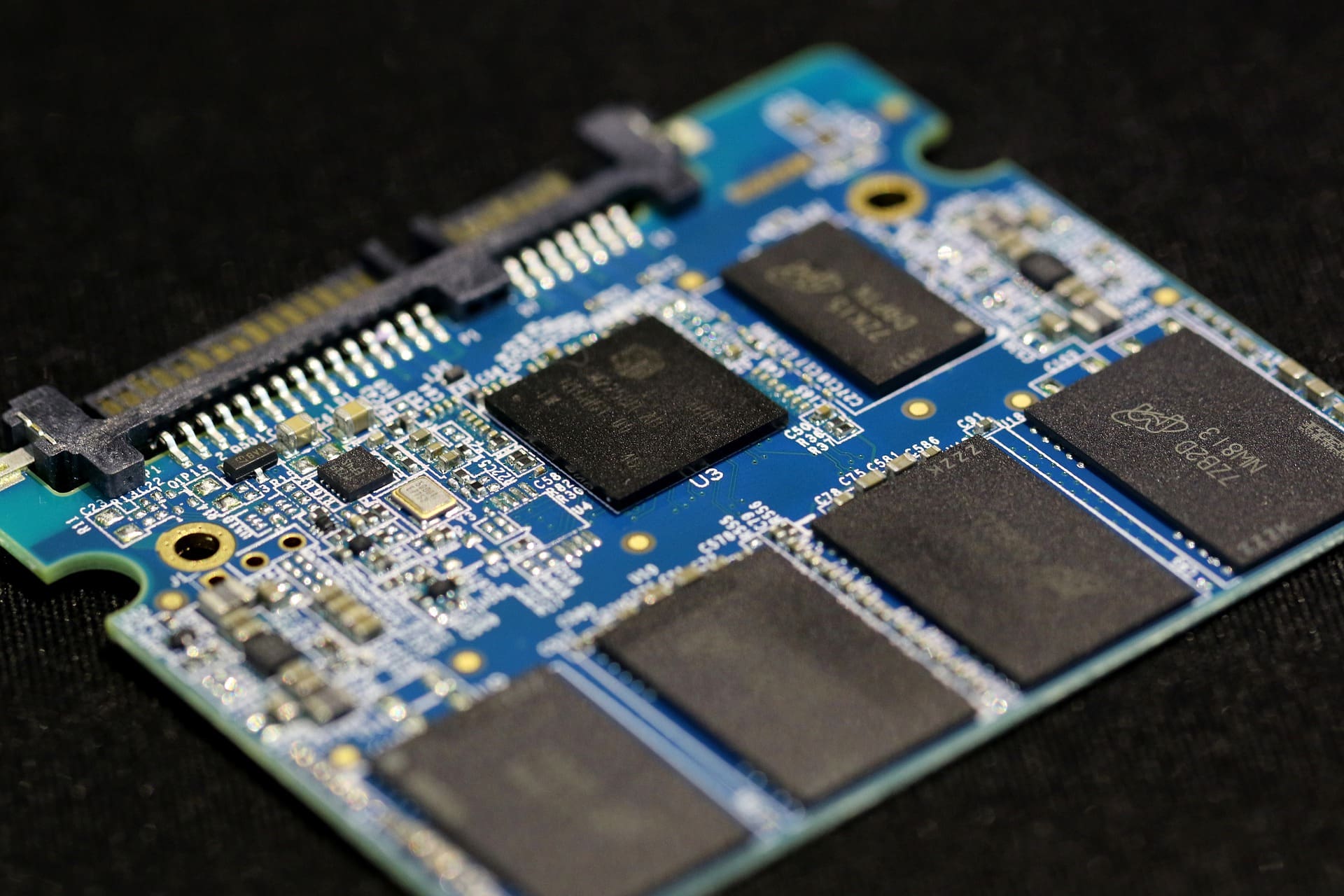 Se pot recupera datele sterse de pe SSD? • DORADO SYSTEMS®